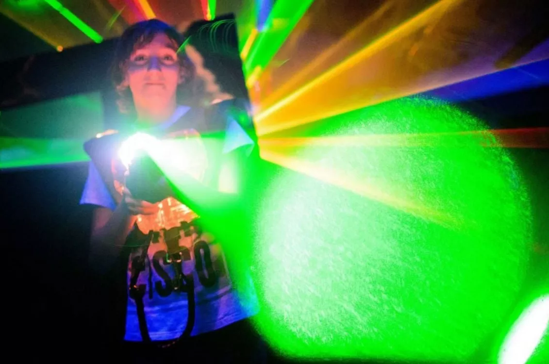 طرح توجیهی باشگاه لیزرتگ ⭐️ 0تا100 اخذ مجوز+وام(WORD 1404)